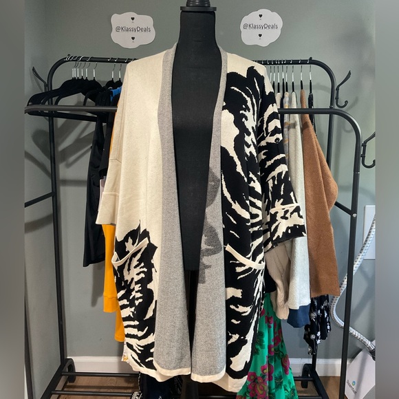 MarlaWynne | Sweaters | Marlawynne Cream Black Jacquard Knit Drama ...